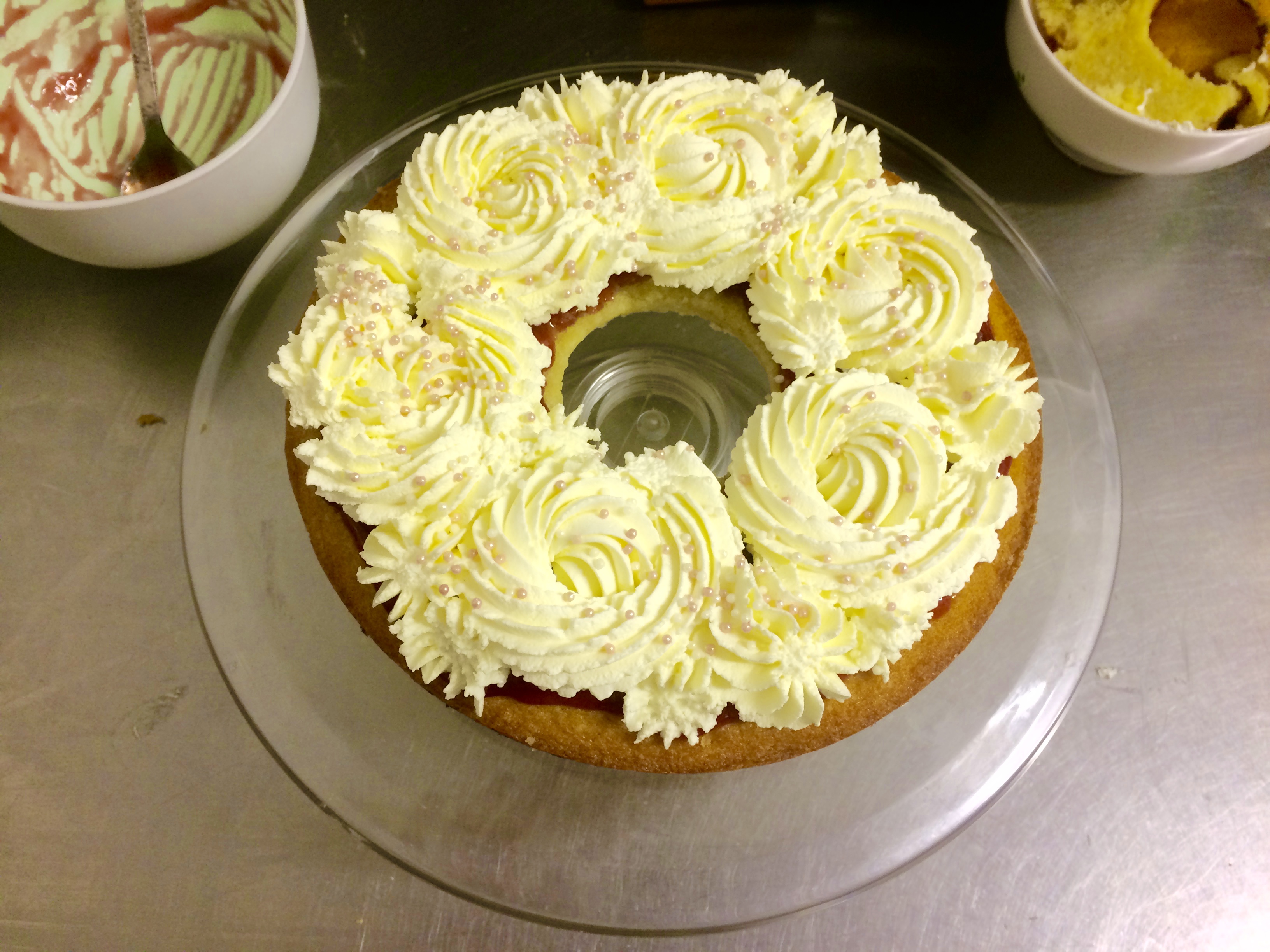 Giant Victoria Sponge Donut Cake – Andrew in the Kitchen