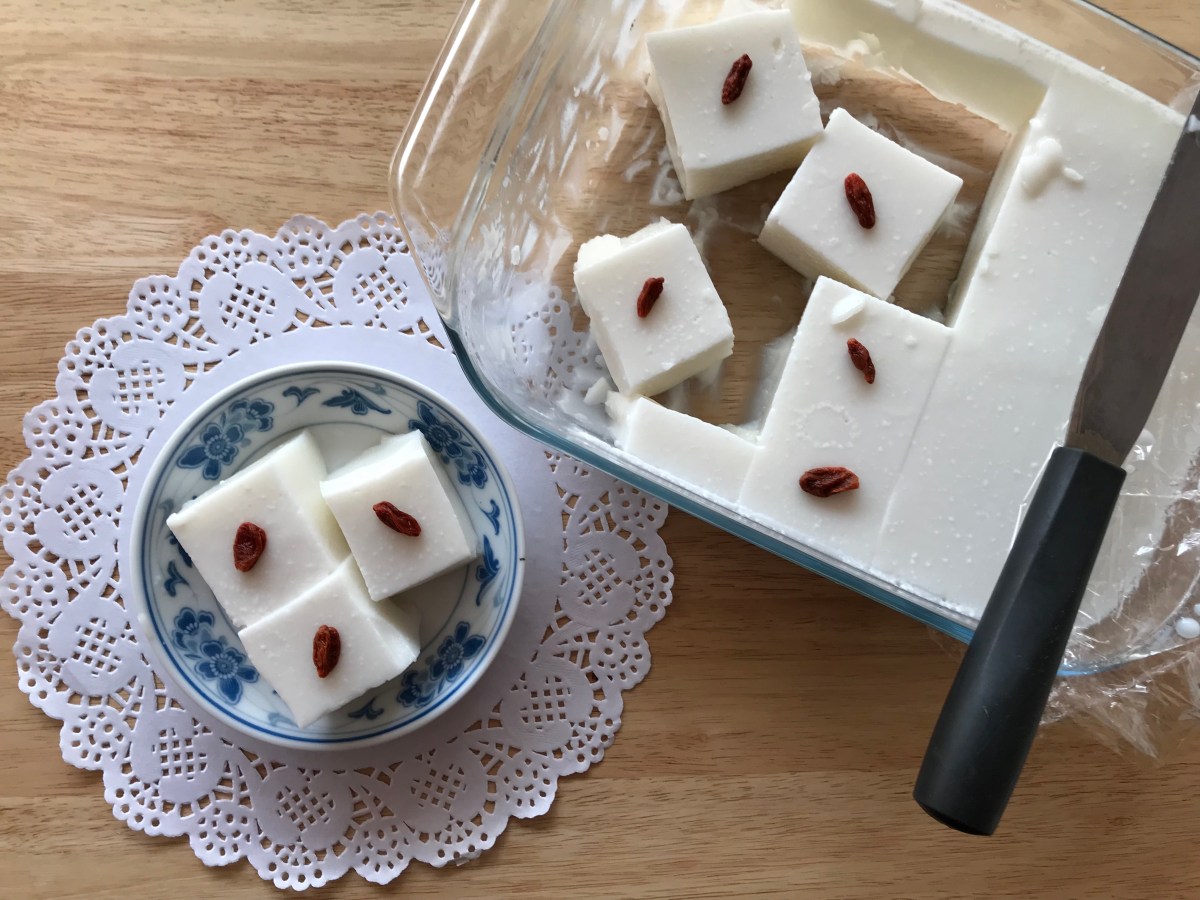 Coconut Milk Pudding Dim Sum (椰汁糕) – Andrew in the Kitchen