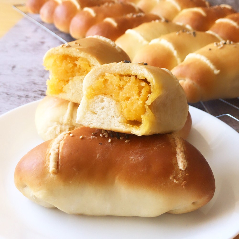 Hong Kong Style Cocktail Buns – Andrew in the Kitchen